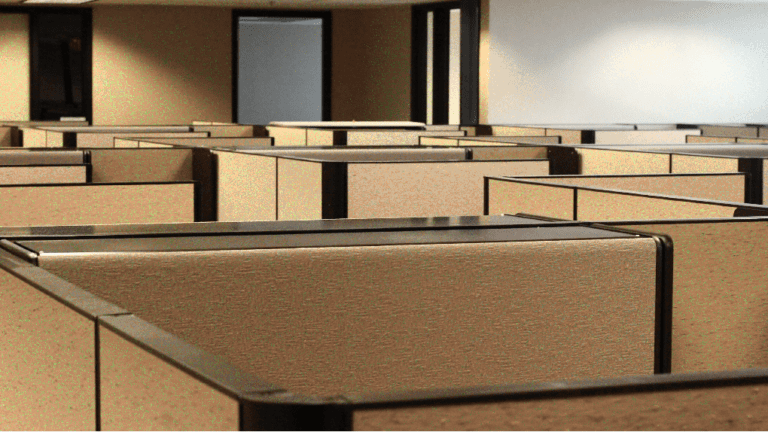 Best Small Cubicles For Start-Ups - Arnolds Office Furniture