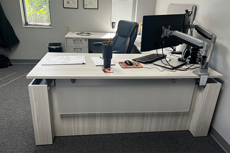 HMB Professional Engineers | Arnold's Office Furniture Case Study